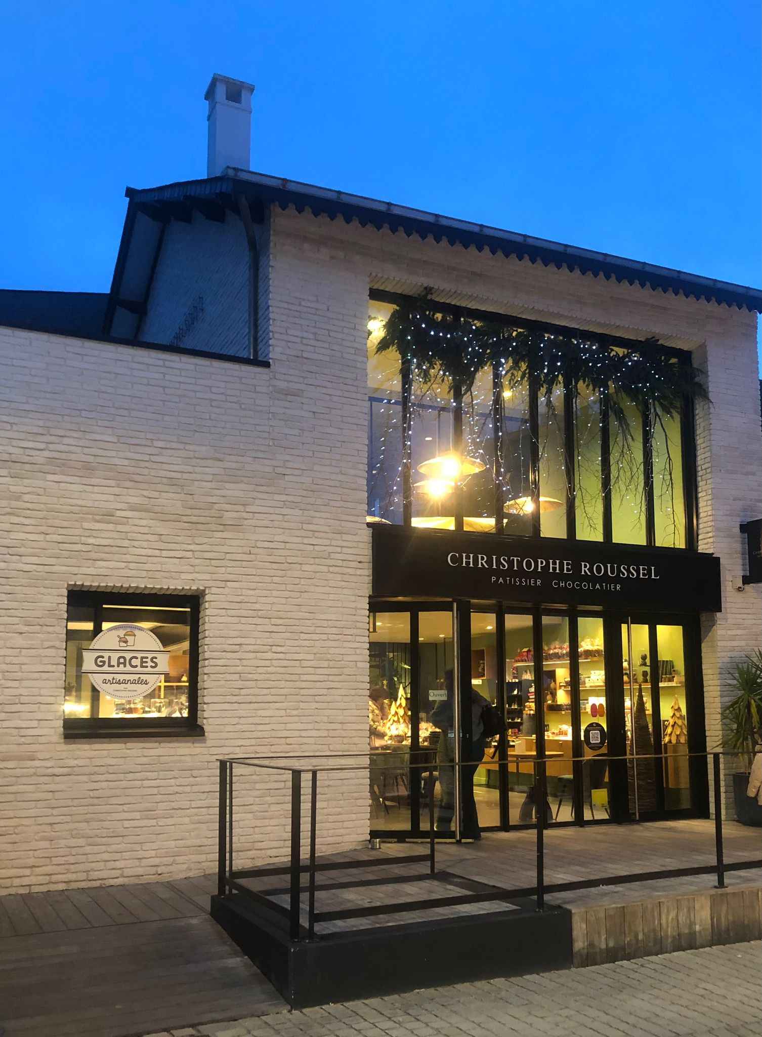 L'adresse de décembre chez BARNES Baie de La Baule : La maison ...